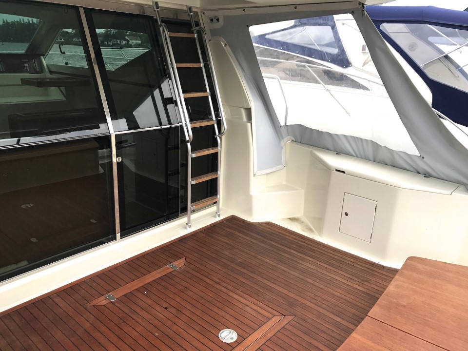 Ferretti 430 Fly