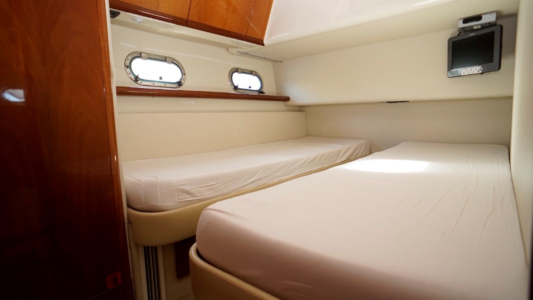 Ferretti 430 Fly
